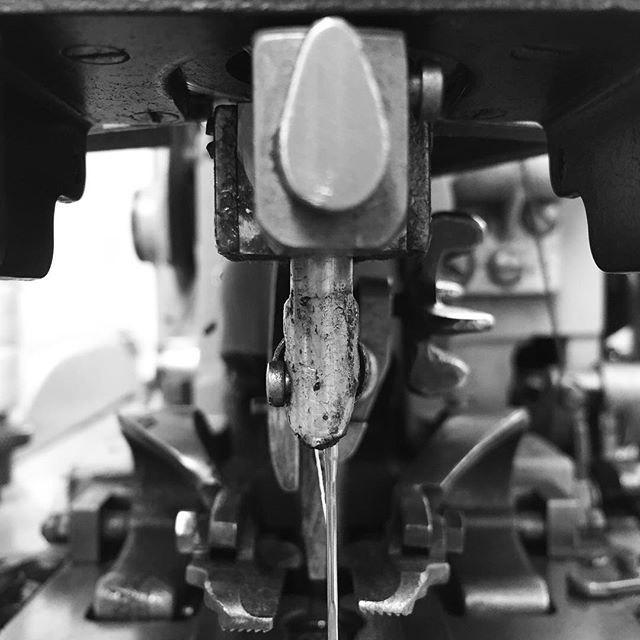 Buttonholes – D.M. Buttons & Buttonholes