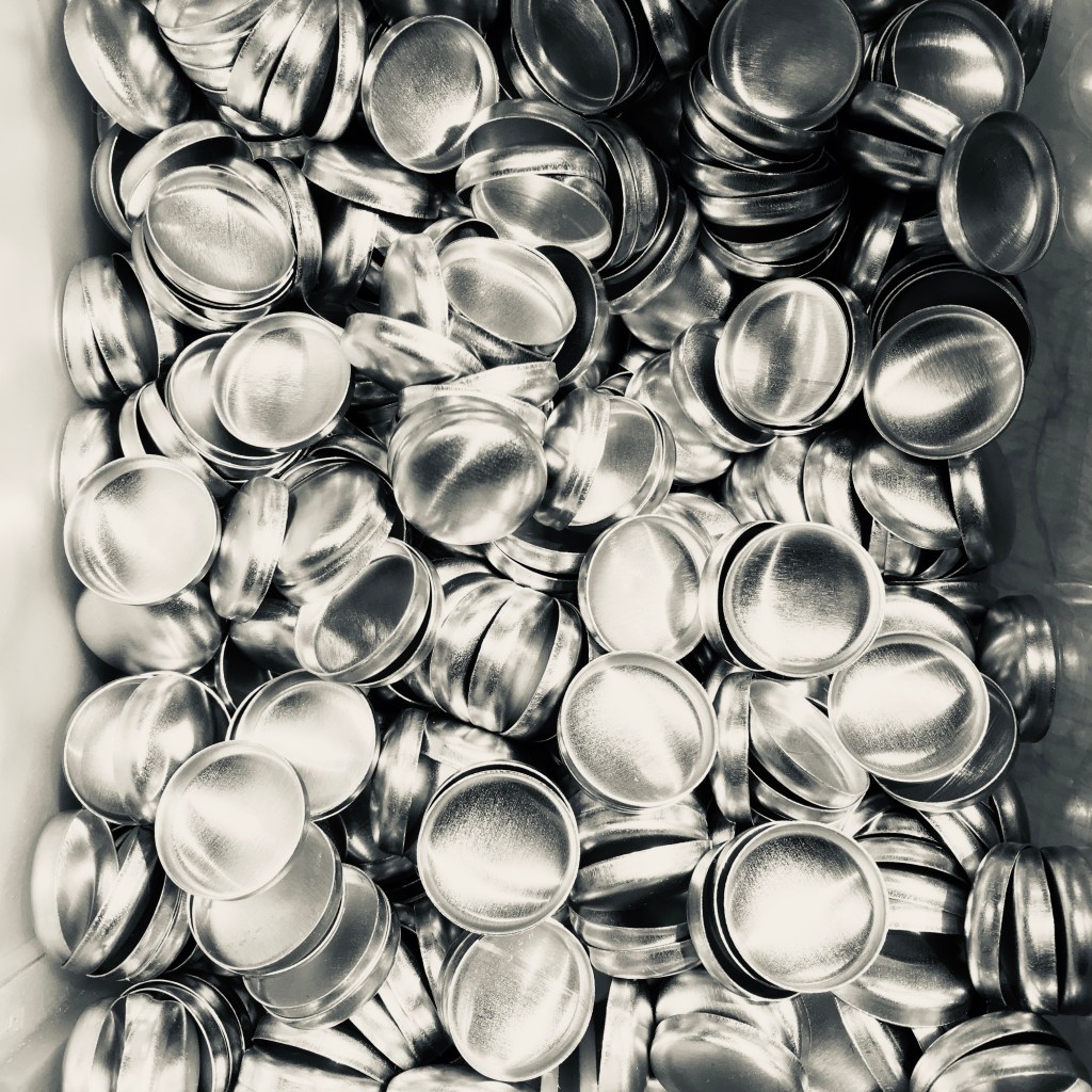 Button Moulds – D.M. Buttons & Buttonholes