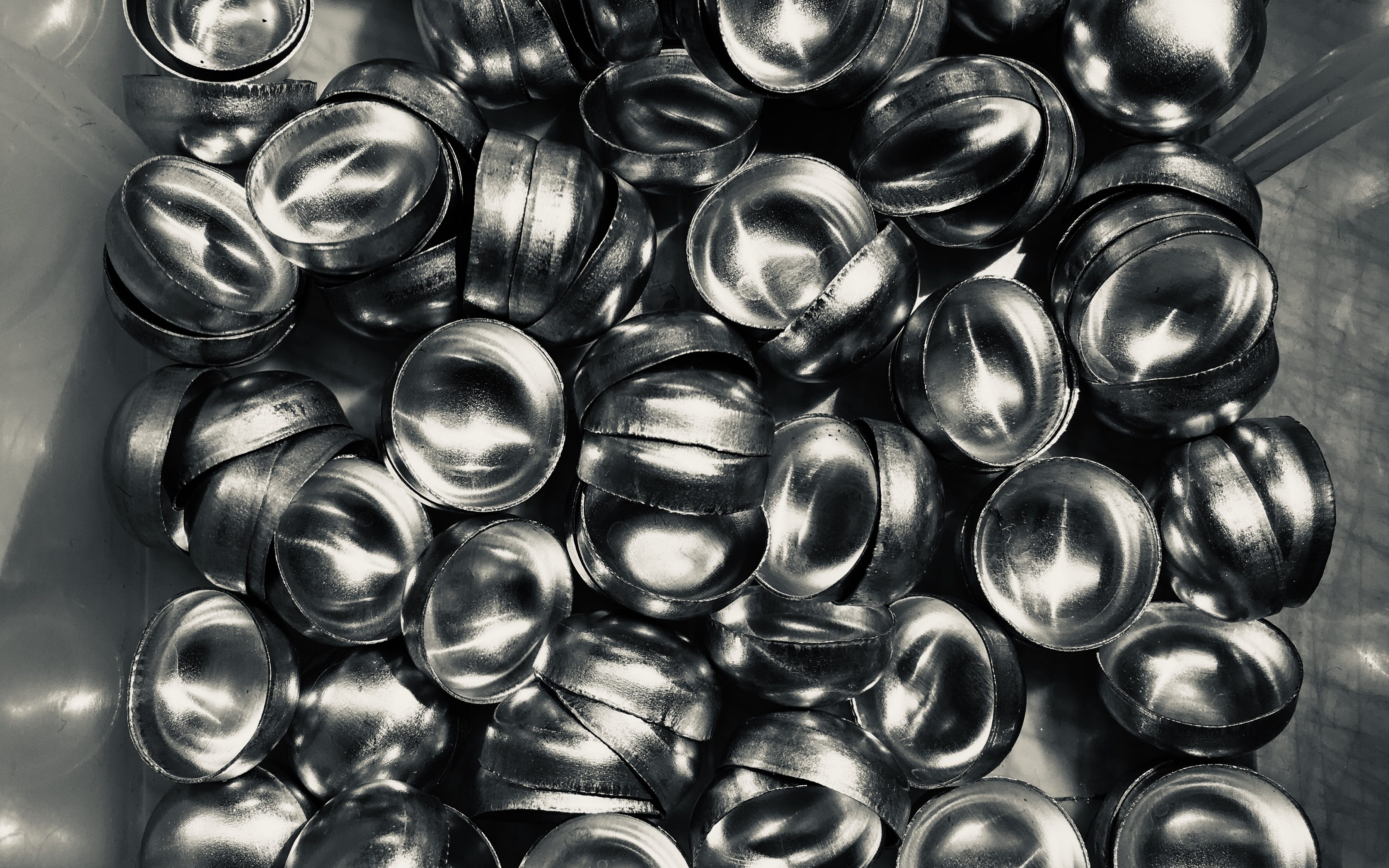 Button Moulds – D.M. Buttons & Buttonholes